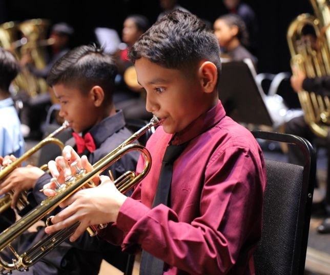 Notícias | Pais informam morte de bebê que caiu na água durante resgate ...